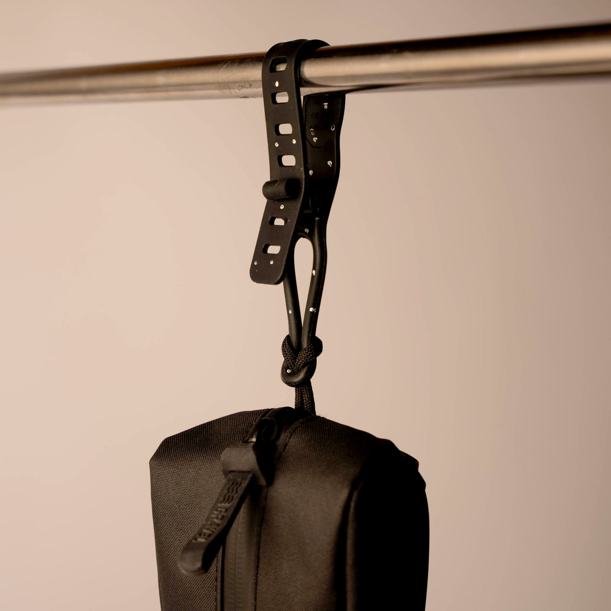 Silicone Hang Strap | Black Sand | Gravel