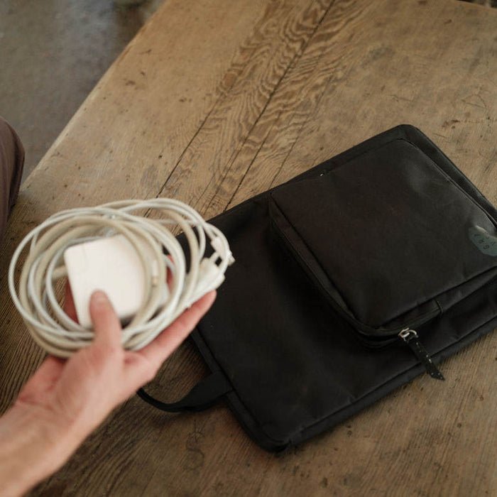 Laptop Travel Case | Padding & Pockets | Gravel